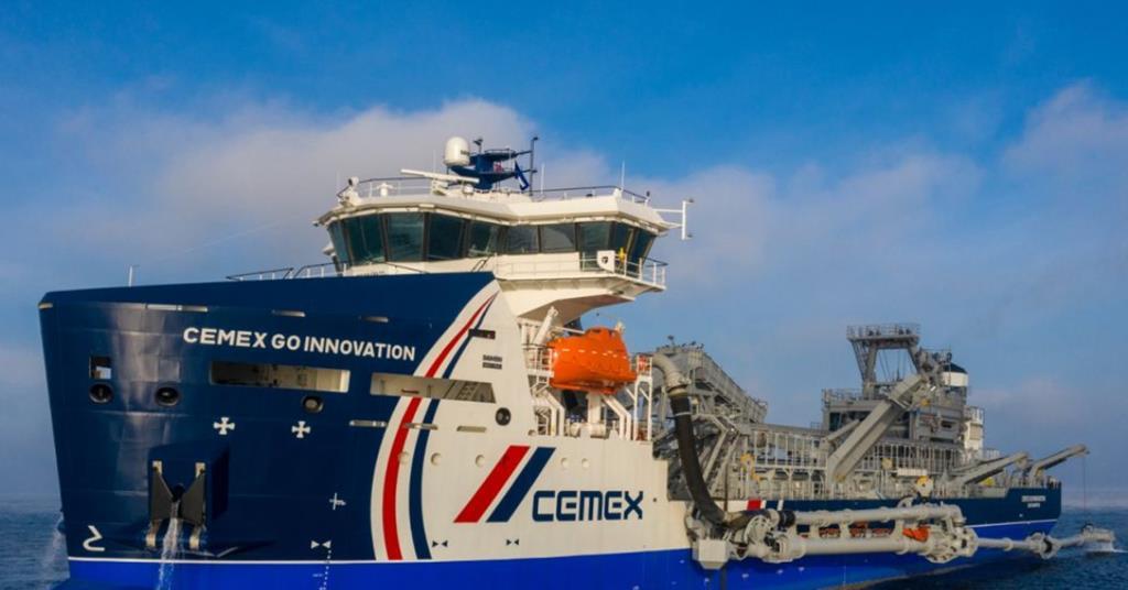 PRODUCTIVE NEW CARGO DREDGER FOR UK | News | Motorship