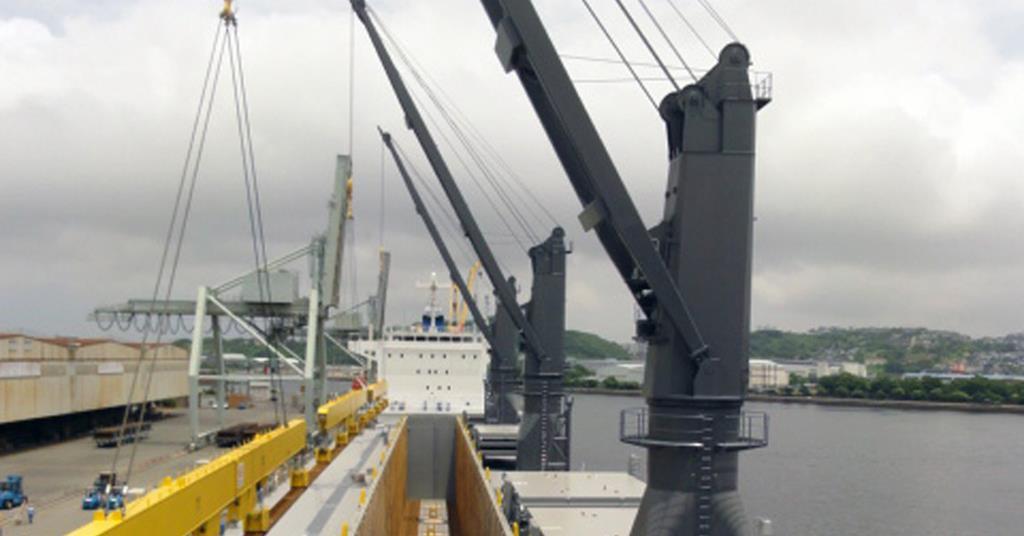 Deck crane with synchronised control | News | Motorship