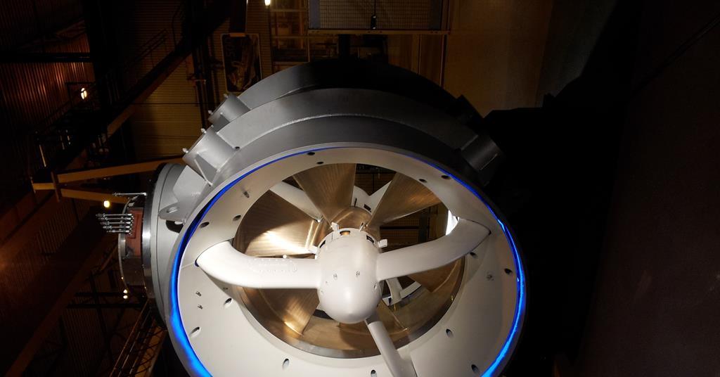 First installation of R-R PM rim thruster | News | Motorship