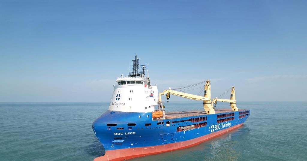 Fifteen heavy lifters from German specialist | News | Motorship
