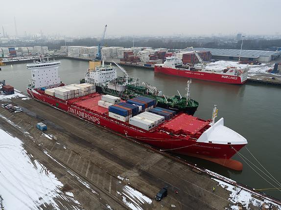 Containerships Nord completes maiden LNG bunker at Rotterdam | News ...
