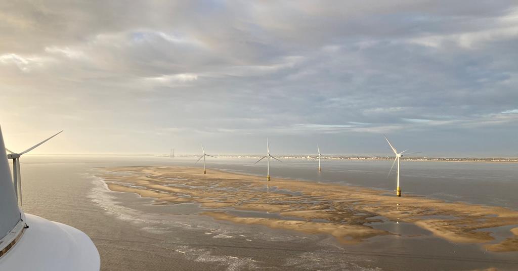RWE pioneers amphibious crew transfer vessel | News | Motorship