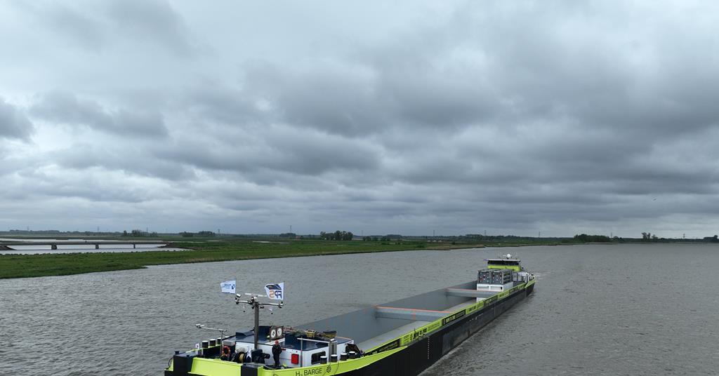 First PEM FC-powered barge launched in Rotterdam | News | Motorship